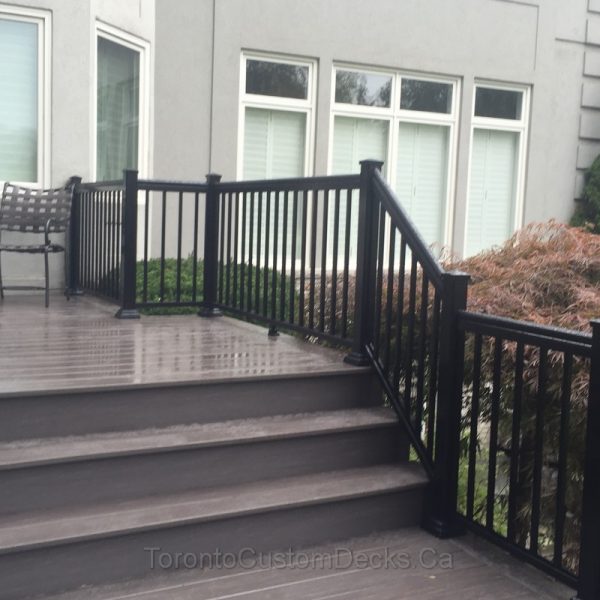 Composite deck with aluminum railings - Toronto Custom deck design ...