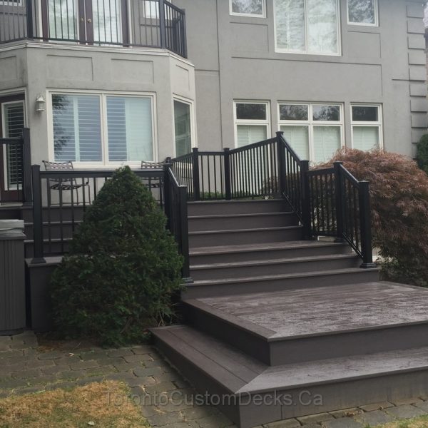 Composite deck with aluminum railings - Toronto Custom deck design ...